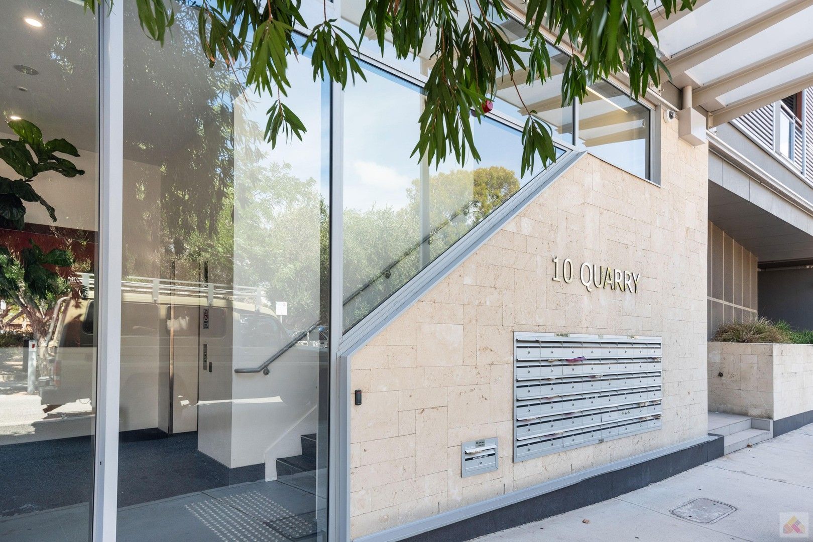 1/10 Quarry Street, Fremantle WA 6160 - Apartment For Rent - $575 | Domain