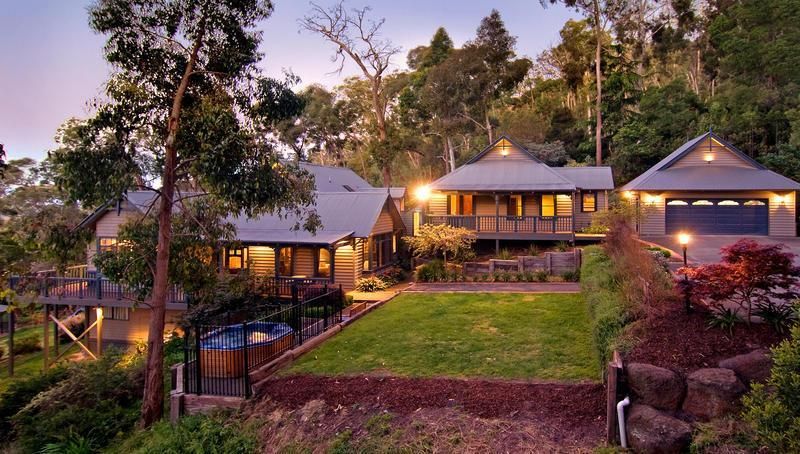 33 Old Coach Road, Montrose | Property History & Address Research | Domain