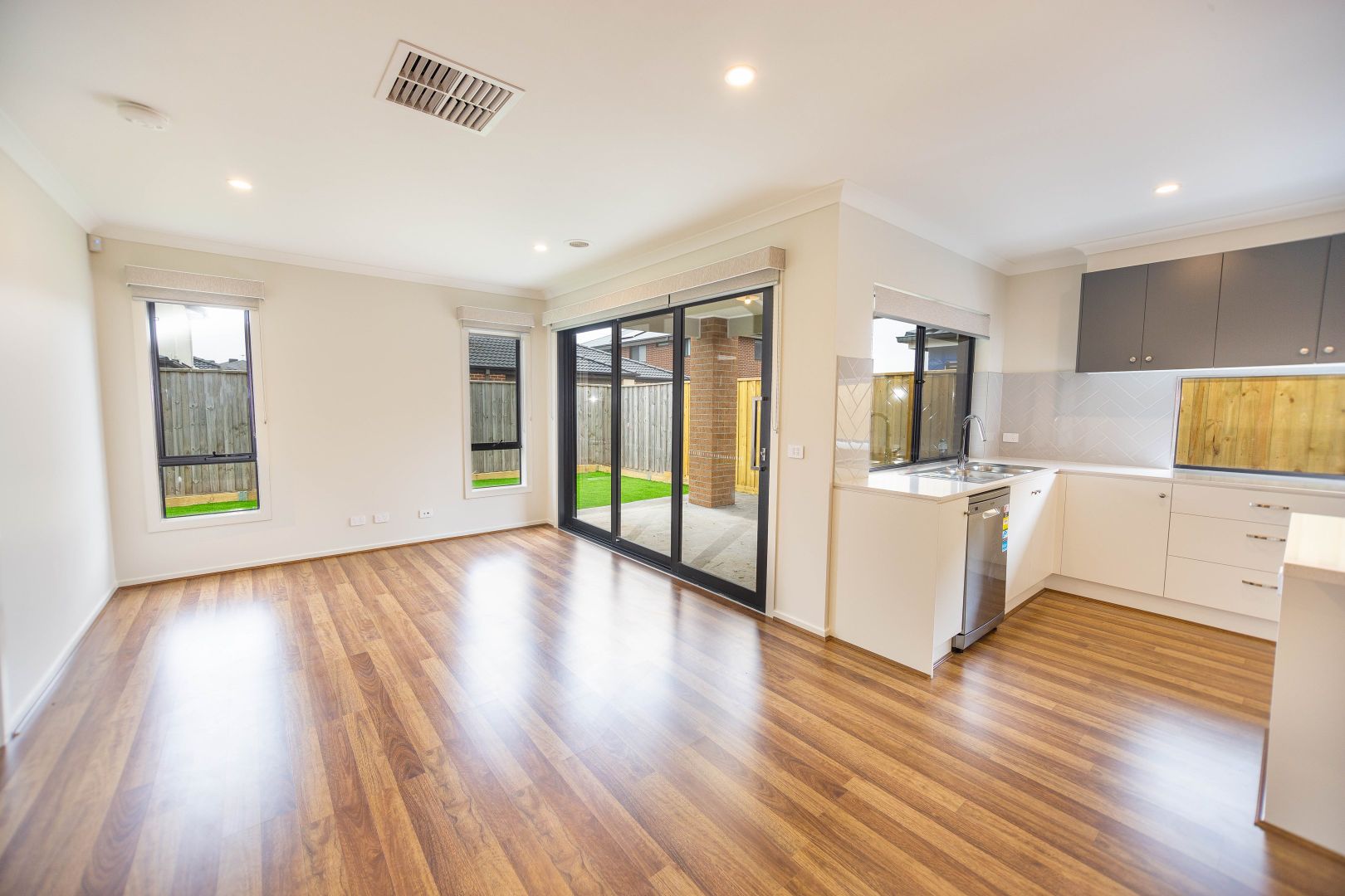 63 Belcam Circuit, Clyde North VIC 3978 - House For Rent - $575 | Domain