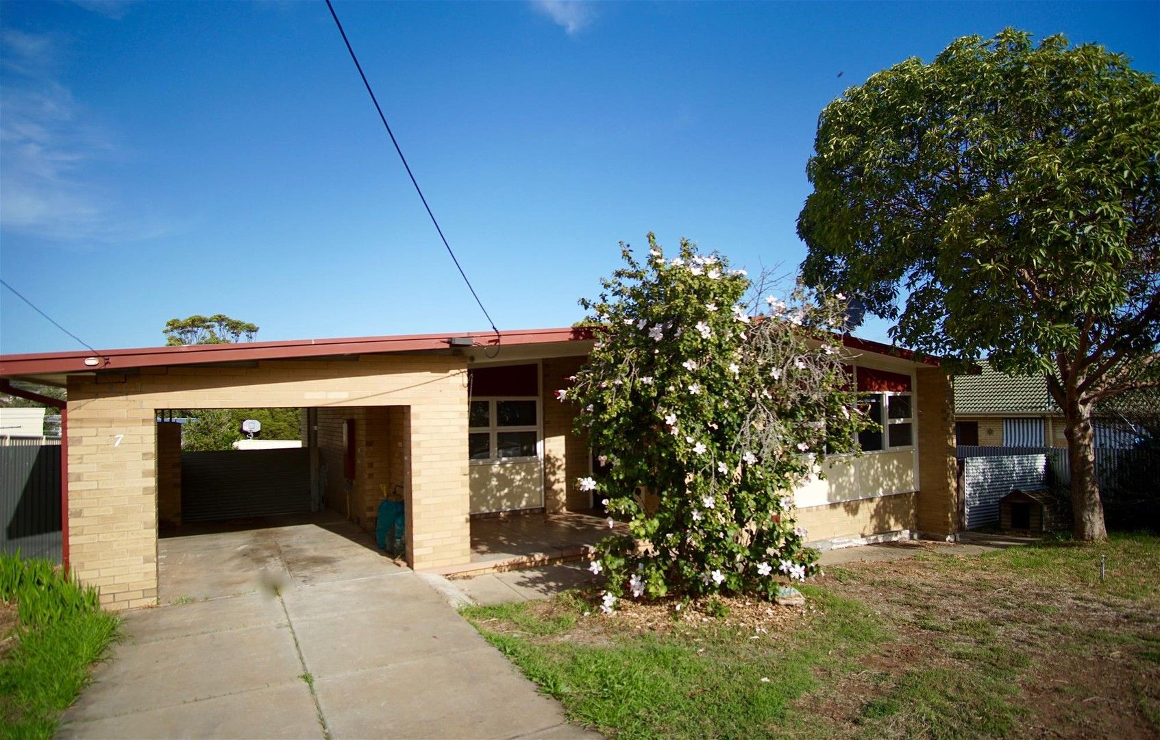 17 Borraga Street, O'Sullivan Beach SA 5166 - House For Rent | Domain