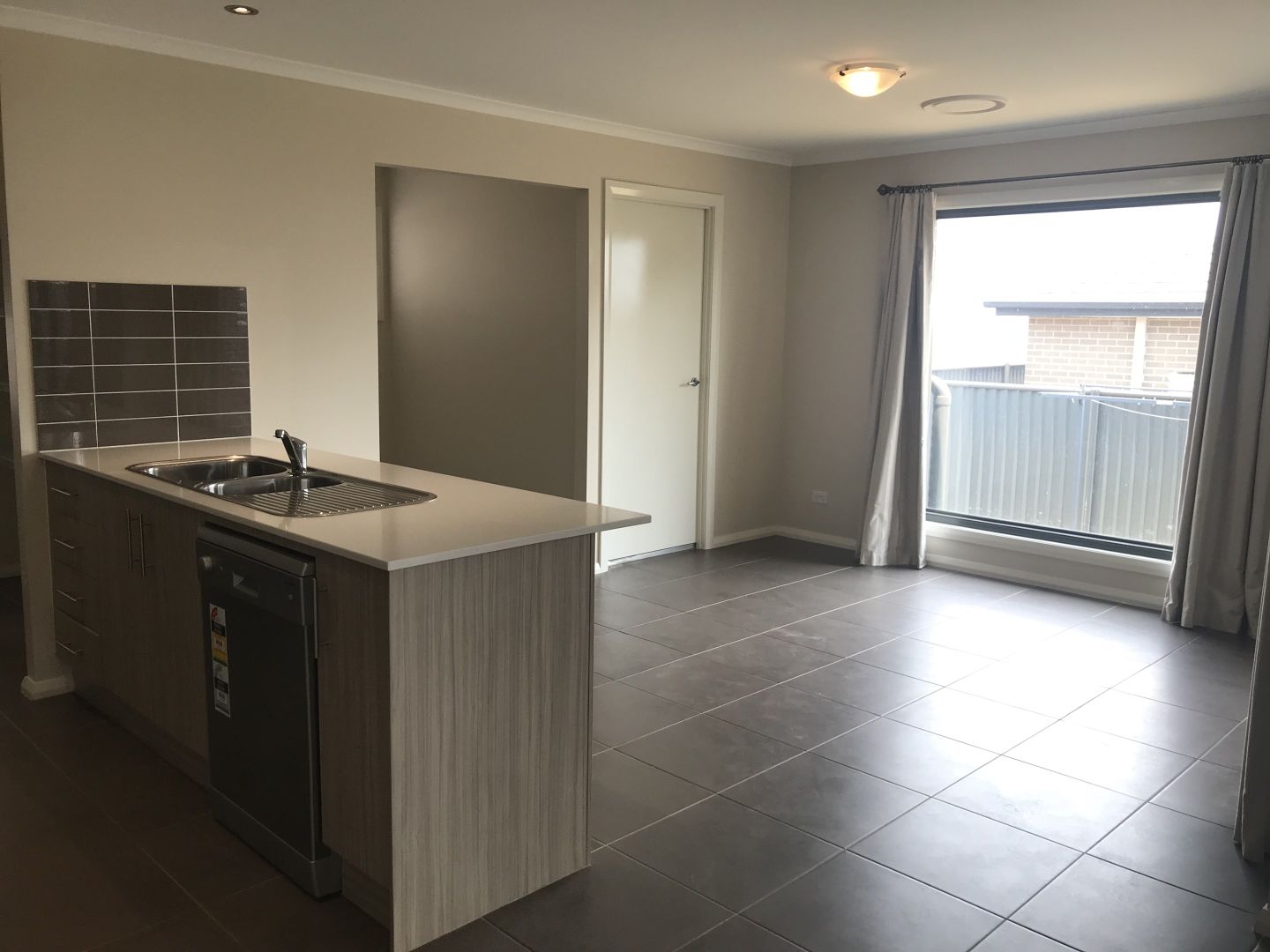 66 Flagship Ridge, Jordan Springs NSW 2747 - House For Rent | Domain