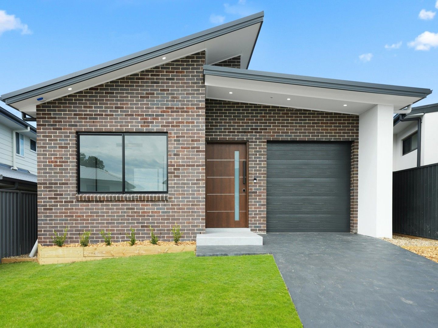 10 Meeson Street, Claymore NSW 2559 | Domain