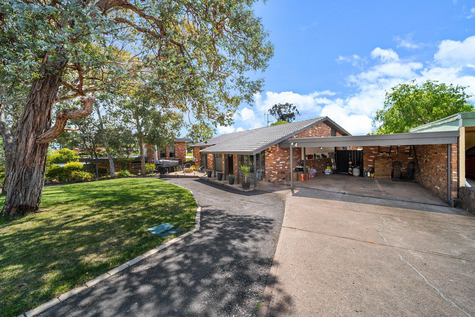5 Poole Place, Latham ACT 2615 | Domain