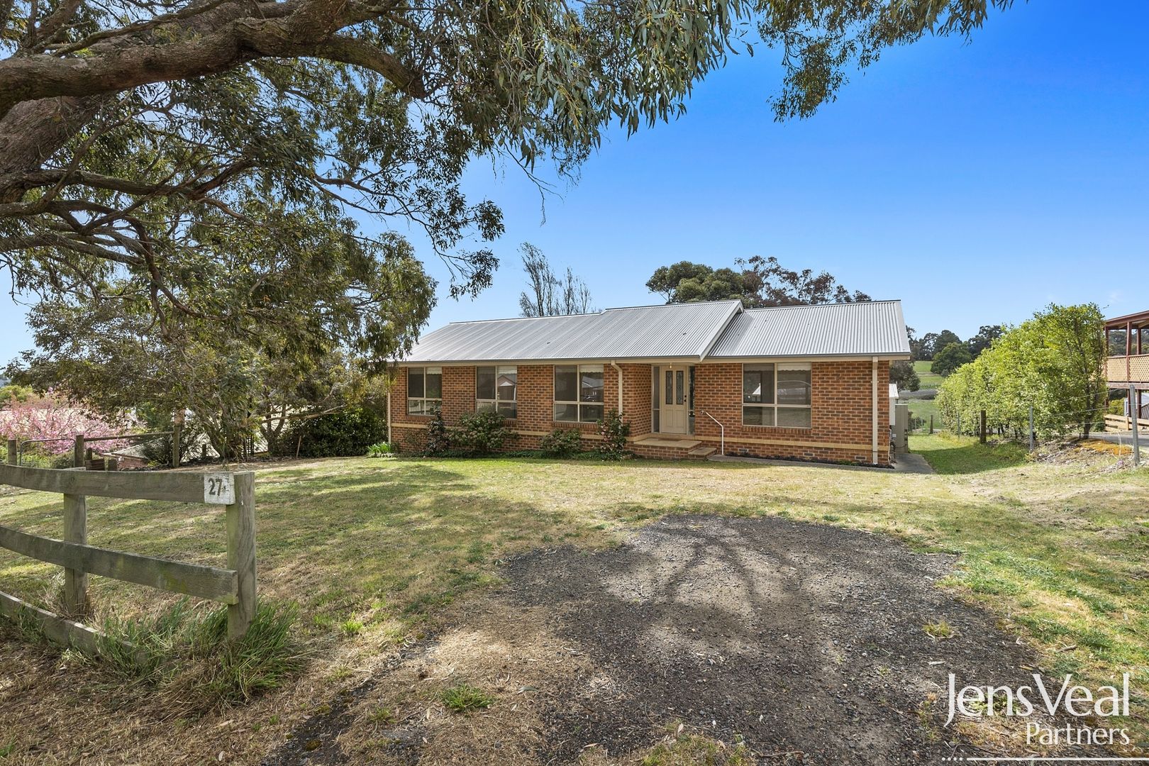 27 Jacksons Road, Warrenheip | Property History & Address Research | Domain