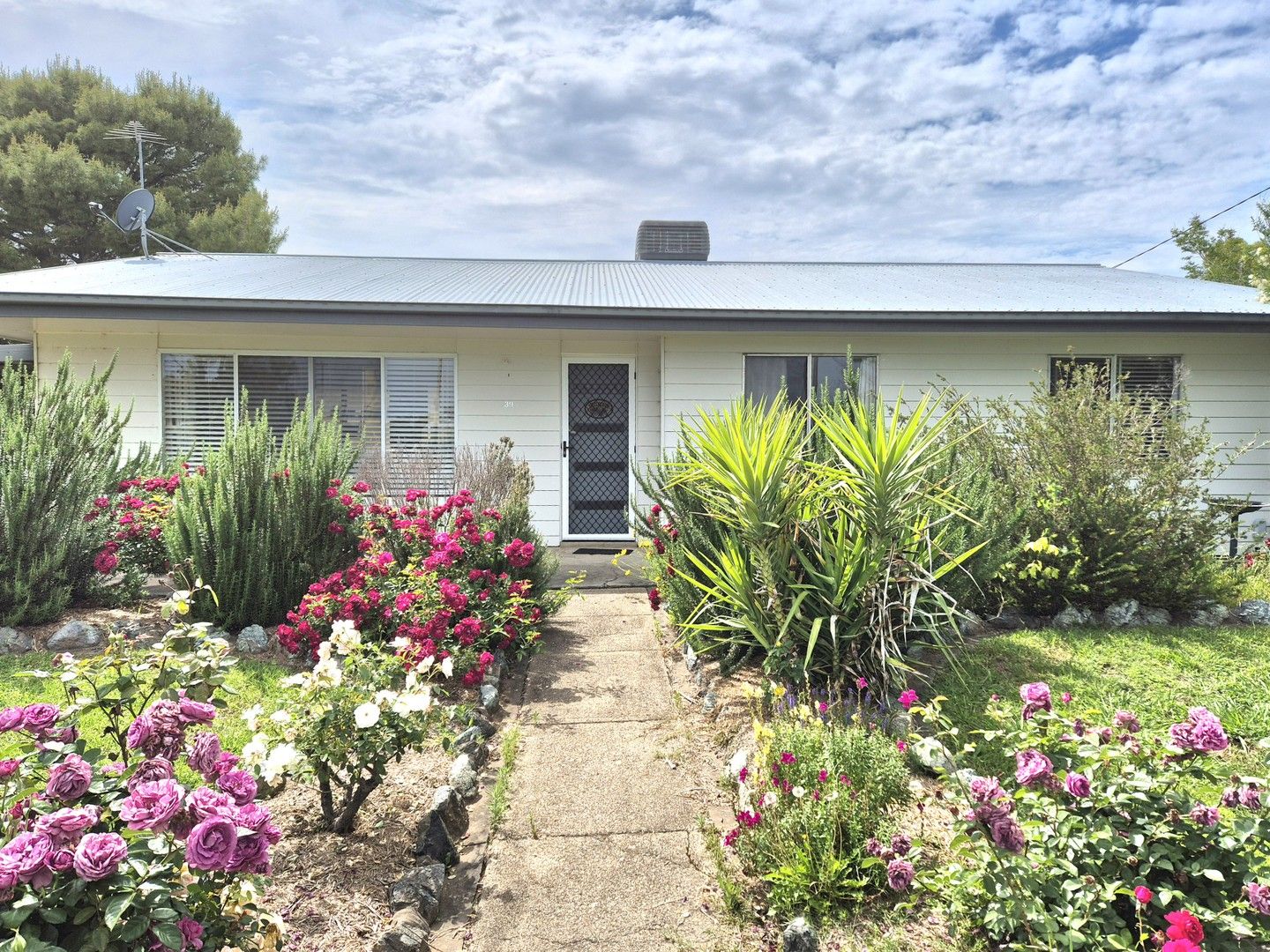 39 Holden Street, Warialda NSW 2402 | Domain