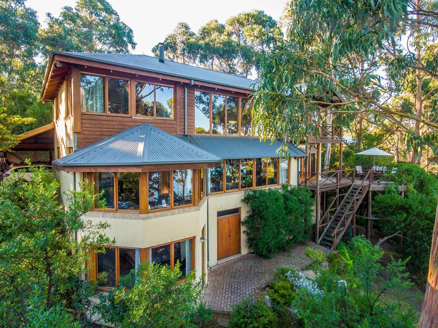 Sold 8 Tyndall Court, Bonnet Hill TAS 7053 on 14 Sep 2017 - 2013556934 ...