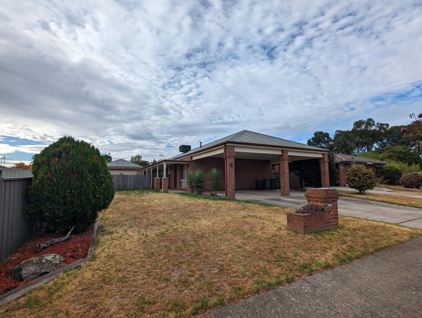 1 Universal Court, Wodonga VIC 3690 - House For Rent | Domain