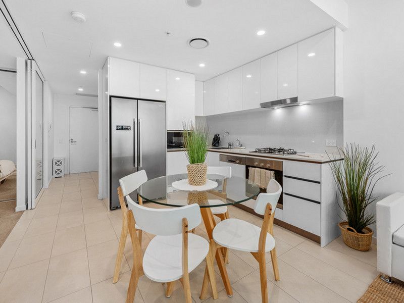 31512/24 Stratton Street, Newstead QLD 4006 - Apartment For Rent | Domain