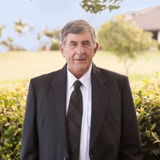 Greg Hynes | Ray White Oxenford | Real Estate Agent in Shop 2 110 Old ...