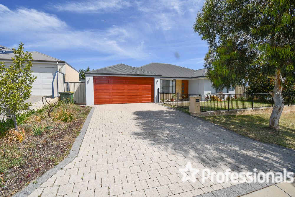6 Medinah Street, Meadow Springs WA 6210 - House For Rent - $600 | Domain