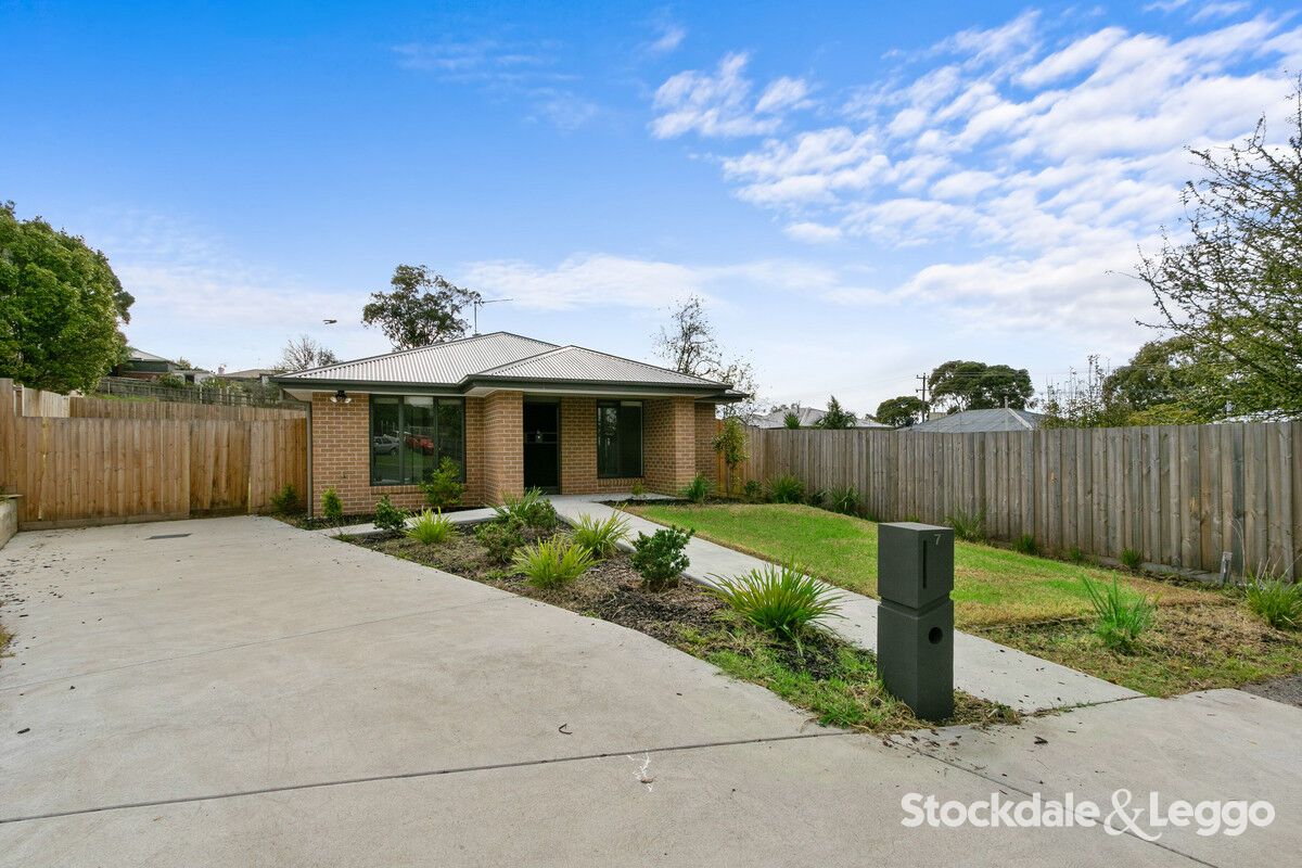 7 Ronald Court, Morwell VIC 3840 | Domain