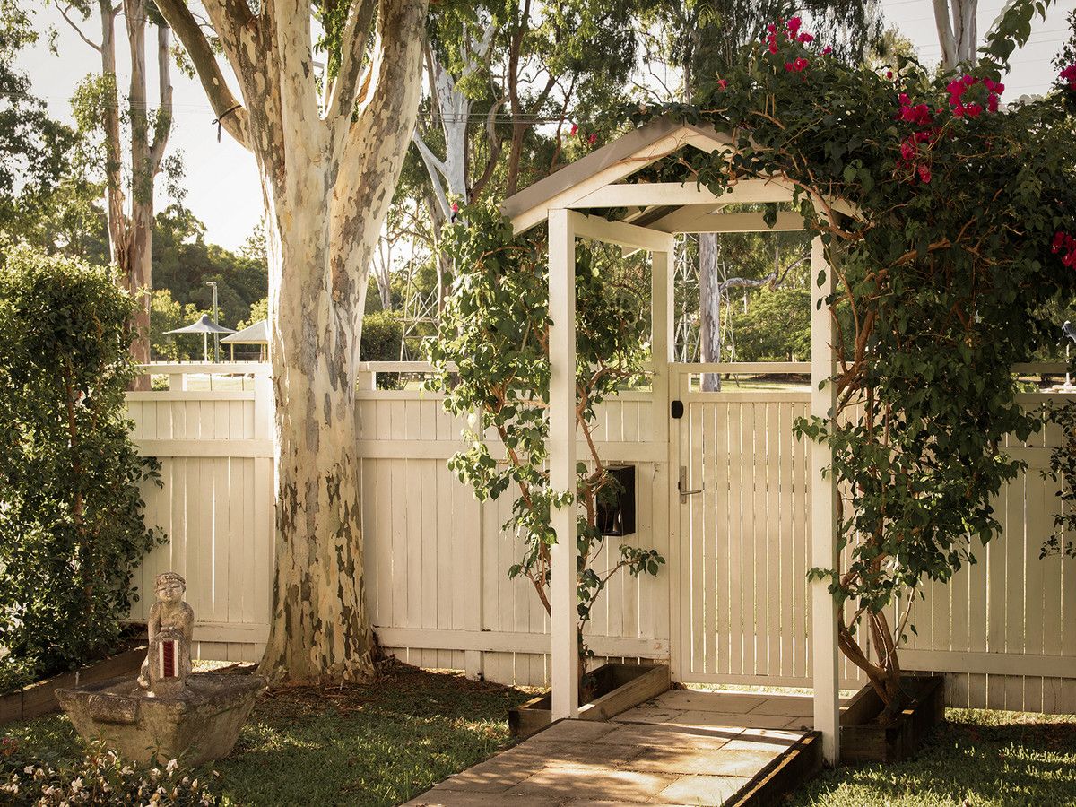 40 Englefield Road, Oxley QLD 4075 | Domain