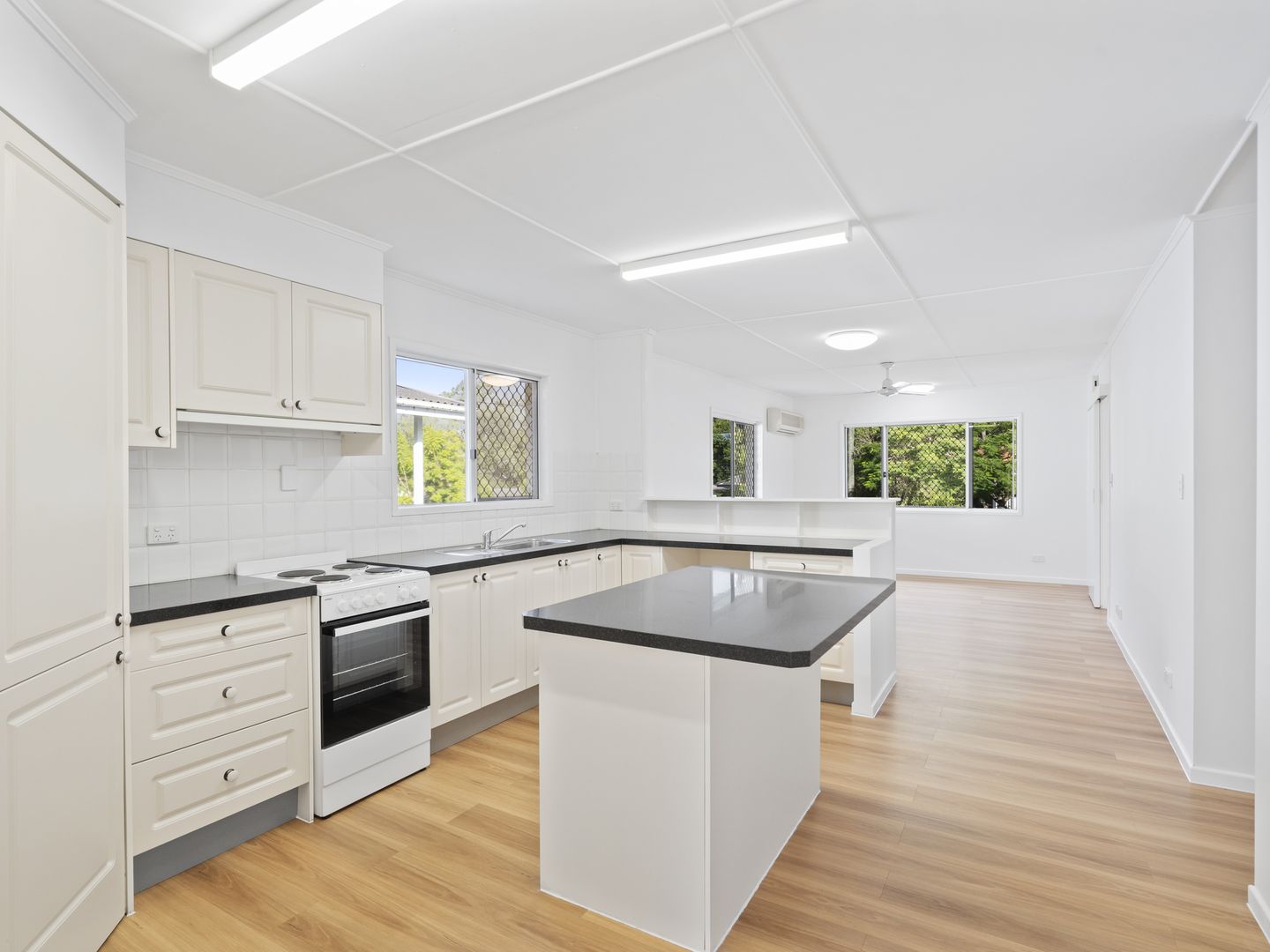20 Ingham Street, Oxley QLD 4075 - House For Rent - $750 | Domain