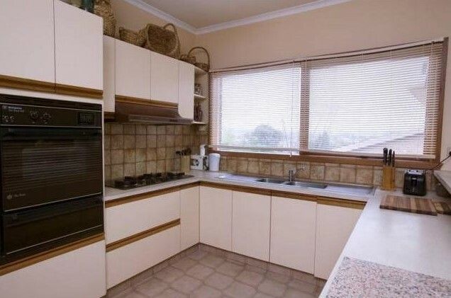 10 Headingly Ct, Endeavour Hills VIC 3802 - House For Rent | Domain