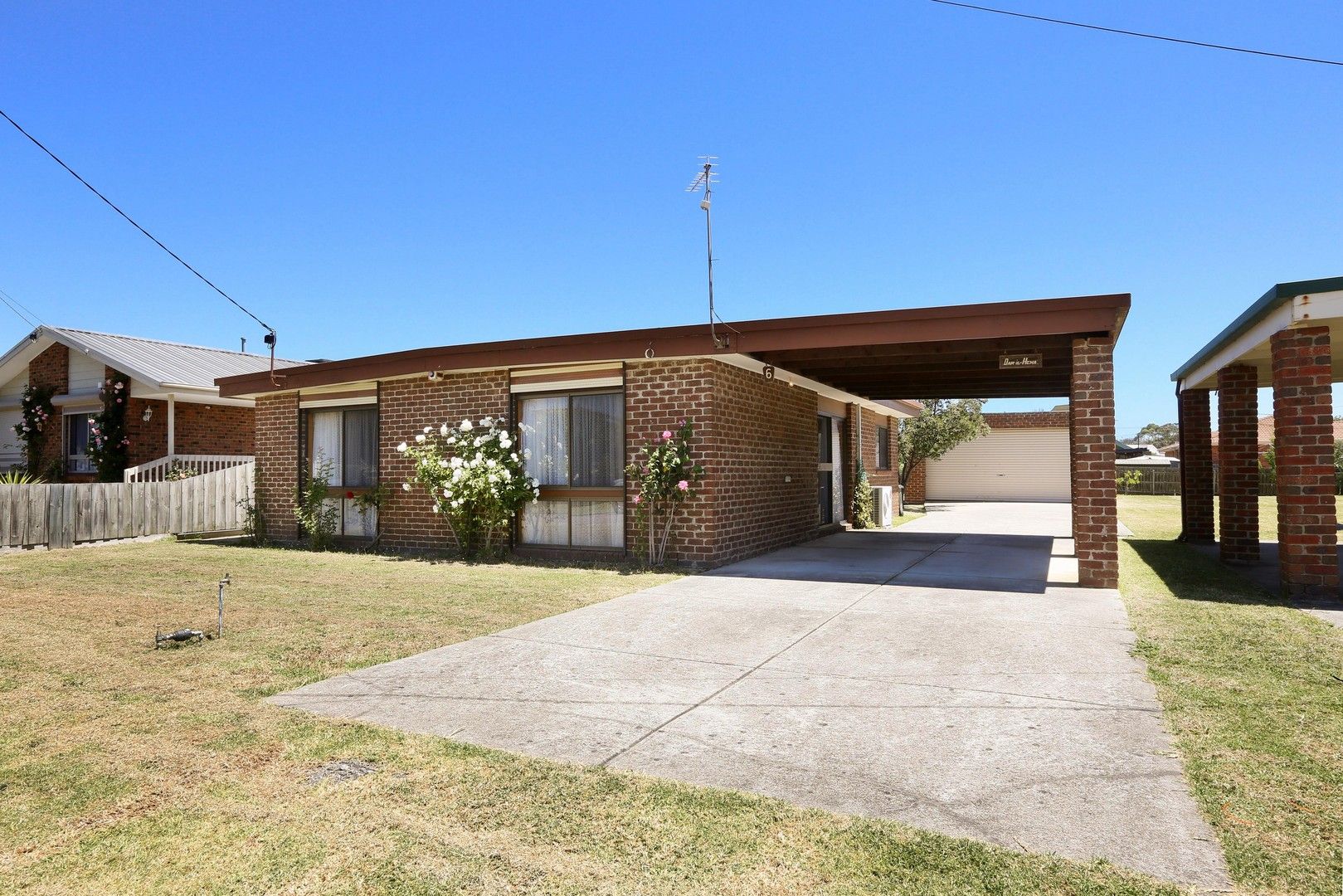 6 Beachurst Avenue, Dromana VIC 3936 - House For Rent | Domain