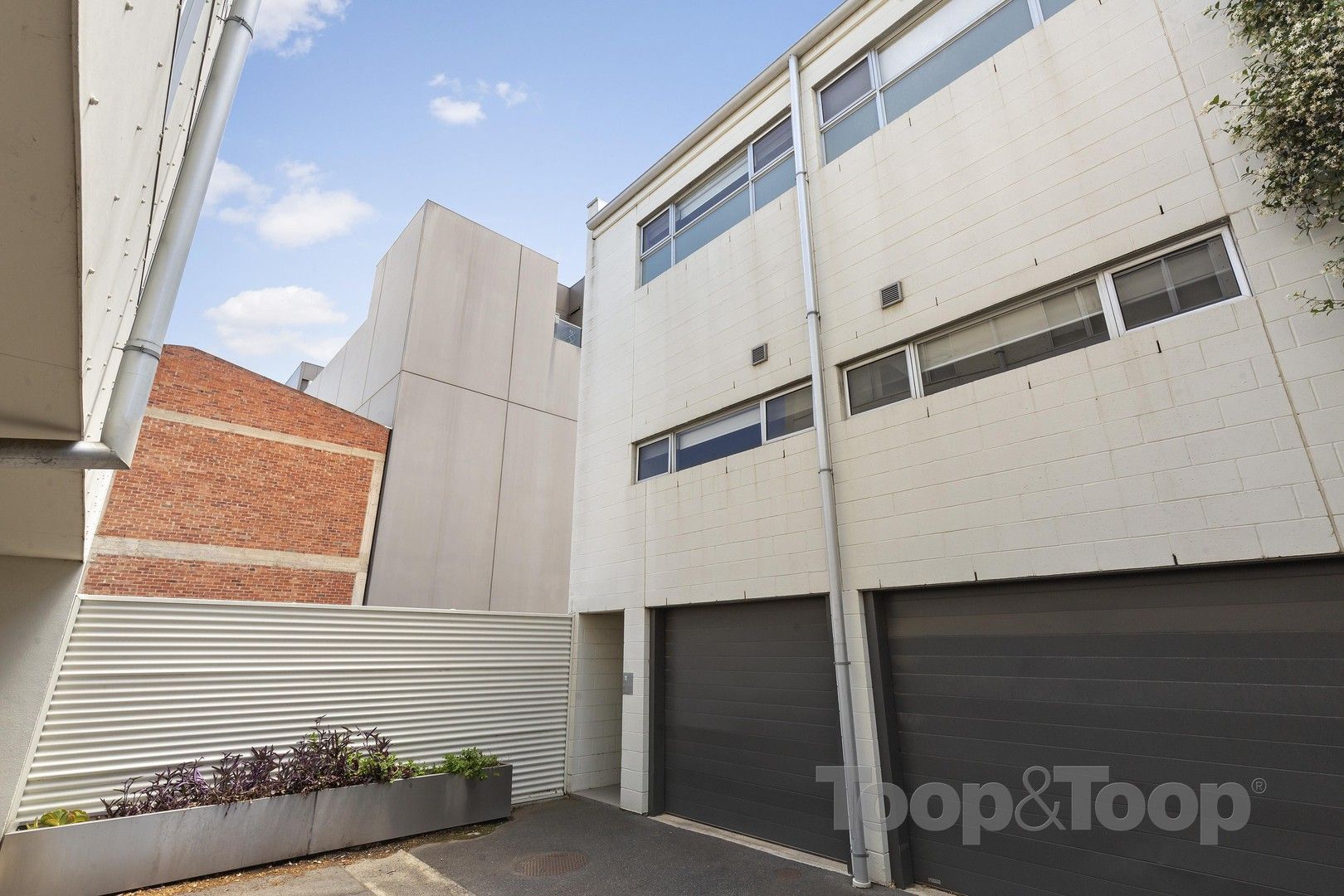 11/172 Wakefield Street, Adelaide SA 5000 - Townhouse For Rent | Domain