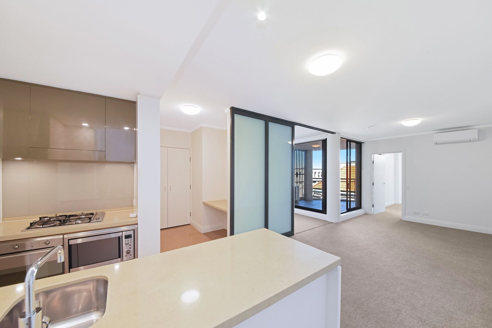 404/88 Vista Street, Mosman NSW 2088 - Apartment For Rent | Domain