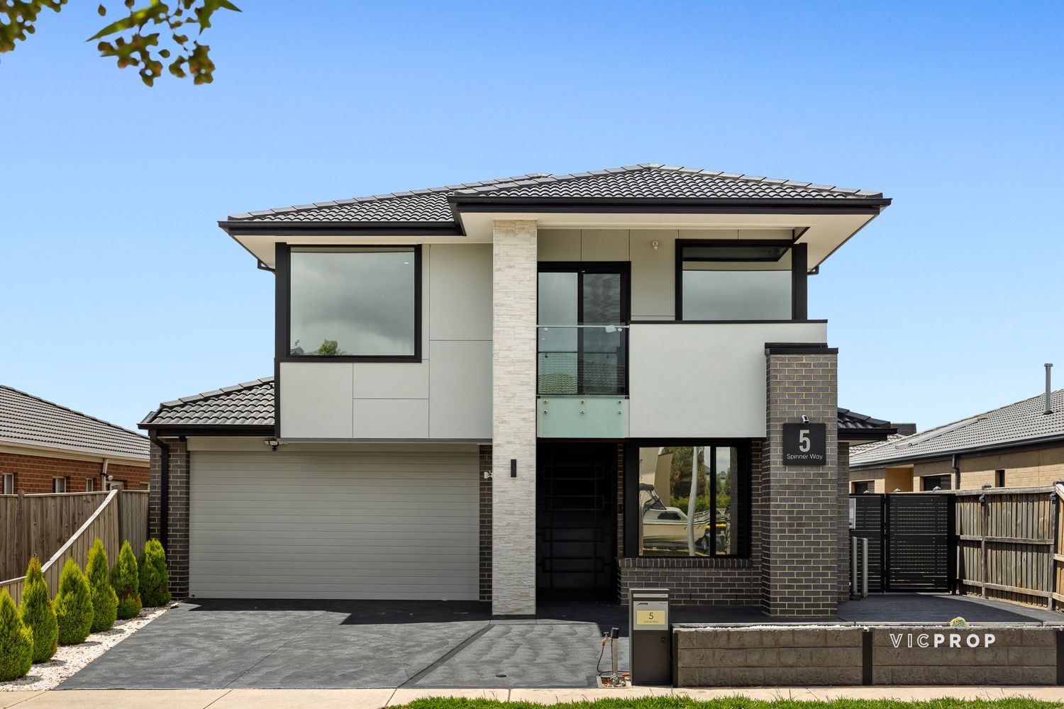 5 Spinner Way, Point Cook VIC 3030 - House For Rent | Domain