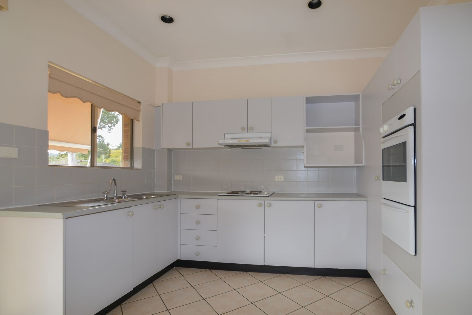 20/12-20 Kinarra Avenue, Wyoming NSW 2250 - Apartment For Rent | Domain