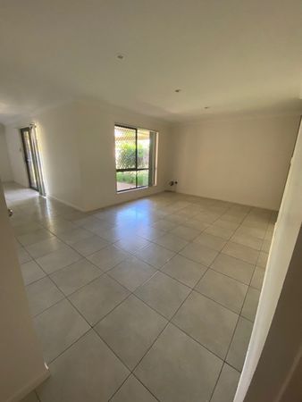 14 Kerrie Meares Crescent, Gracemere QLD 4702 - House For Rent | Domain