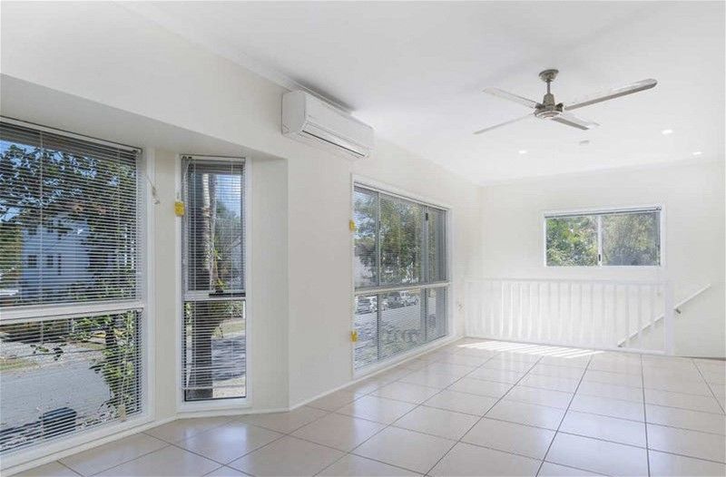 Sold 1/26 Rutherford Street, Yorkeys Knob QLD 4878 on 19 May 2023 ...