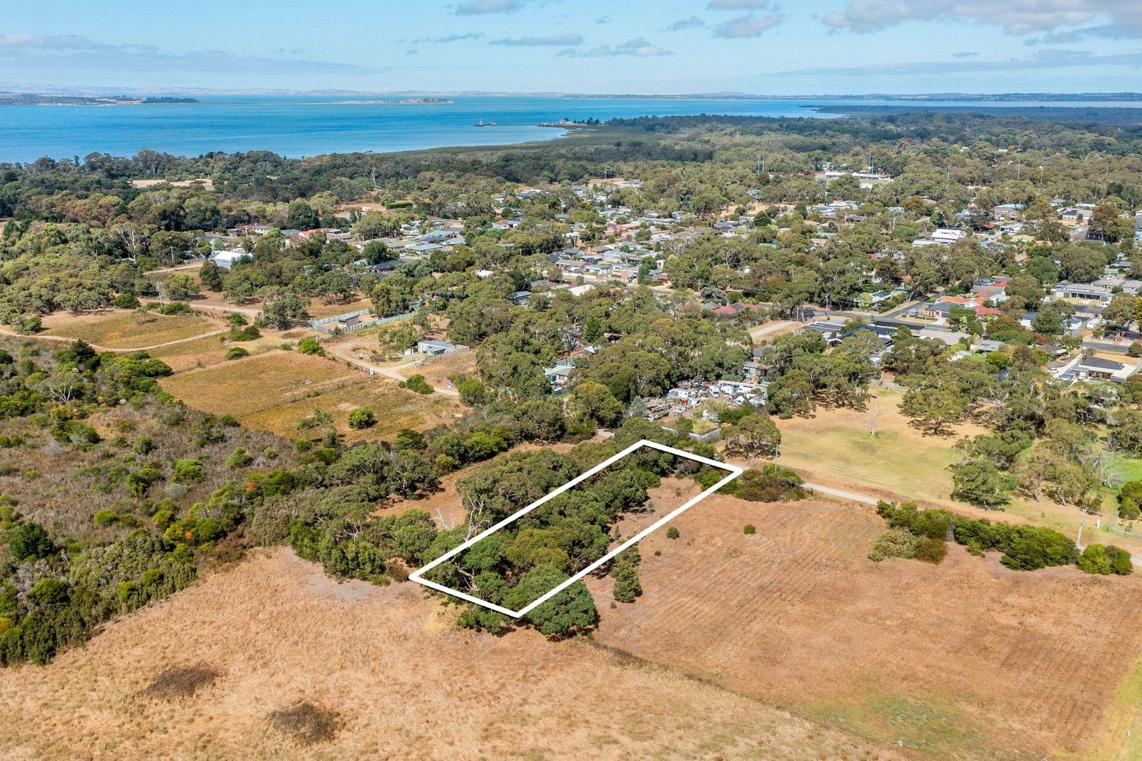 42 Creswell Street, Crib Point VIC 3919 | Domain