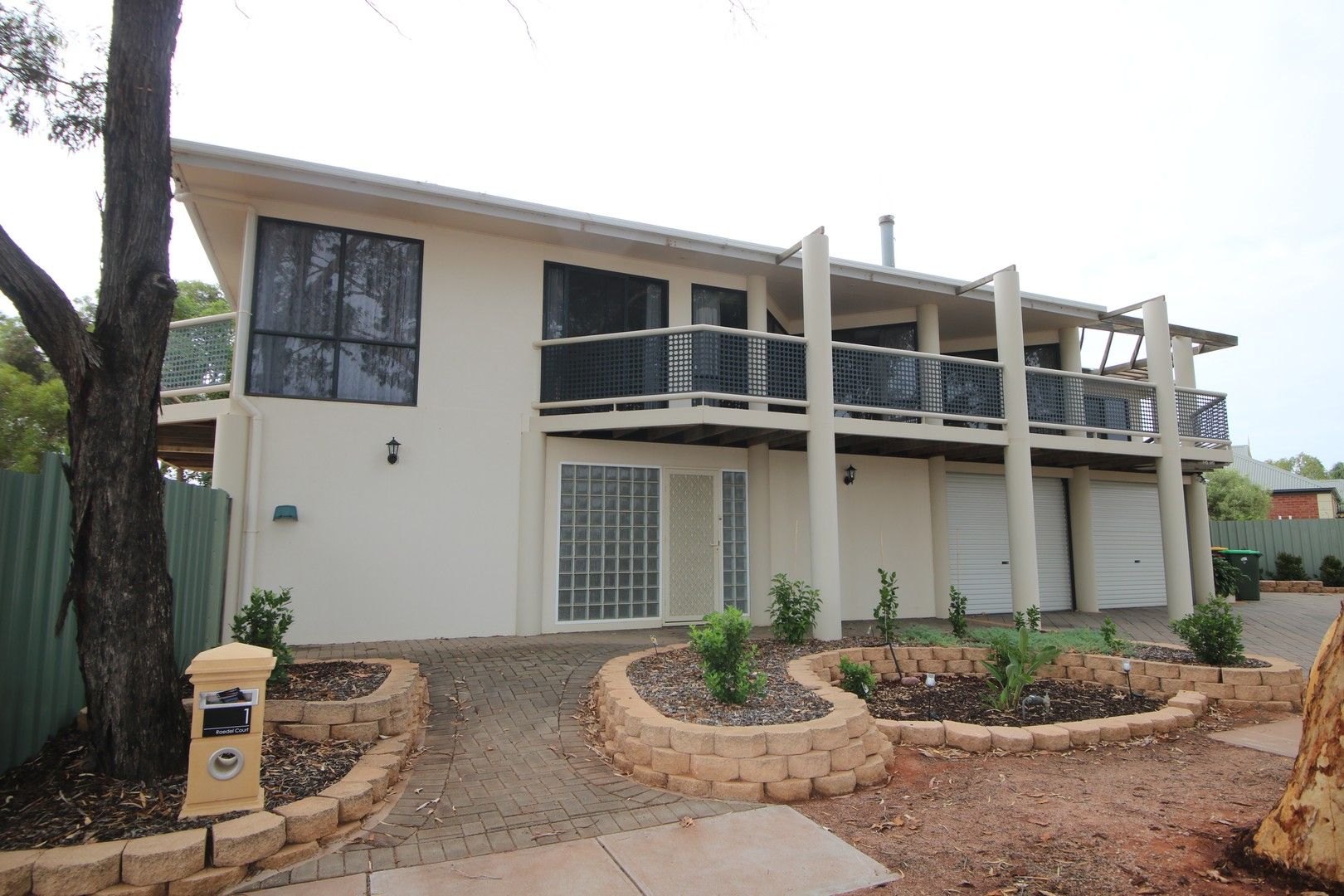 1 Raedel Court, Port Augusta West SA 5700 | Domain