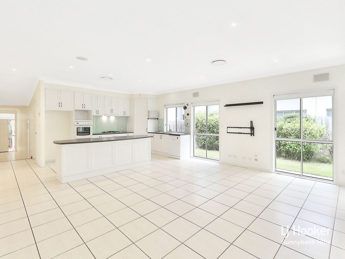 21 Amadeus Circuit, Springfield Lakes QLD 4300 - House For Rent | Domain