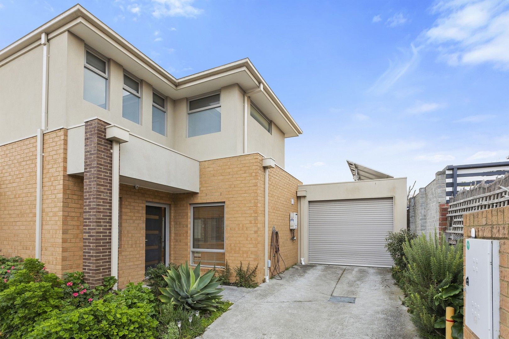 2/1 Flora Road, Clayton VIC 3168 - Townhouse For Rent - $750 | Domain