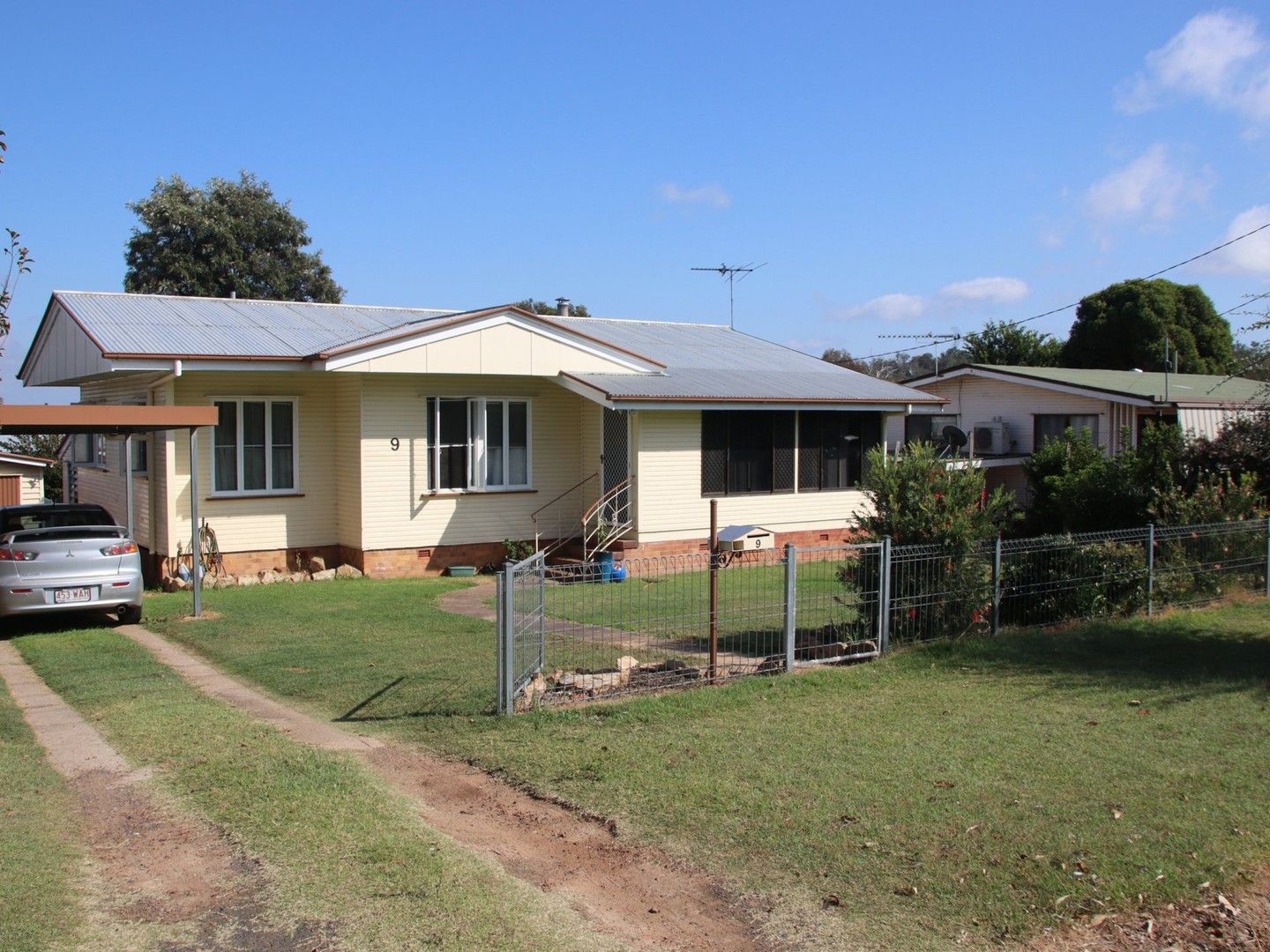 9 Glennie Street, Warwick | Property History & Address Research | Domain
