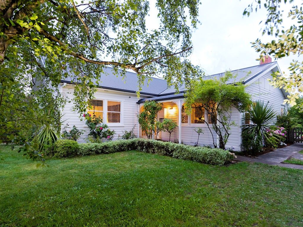 82 Wenvoe Street, Devonport TAS 7310 | Domain