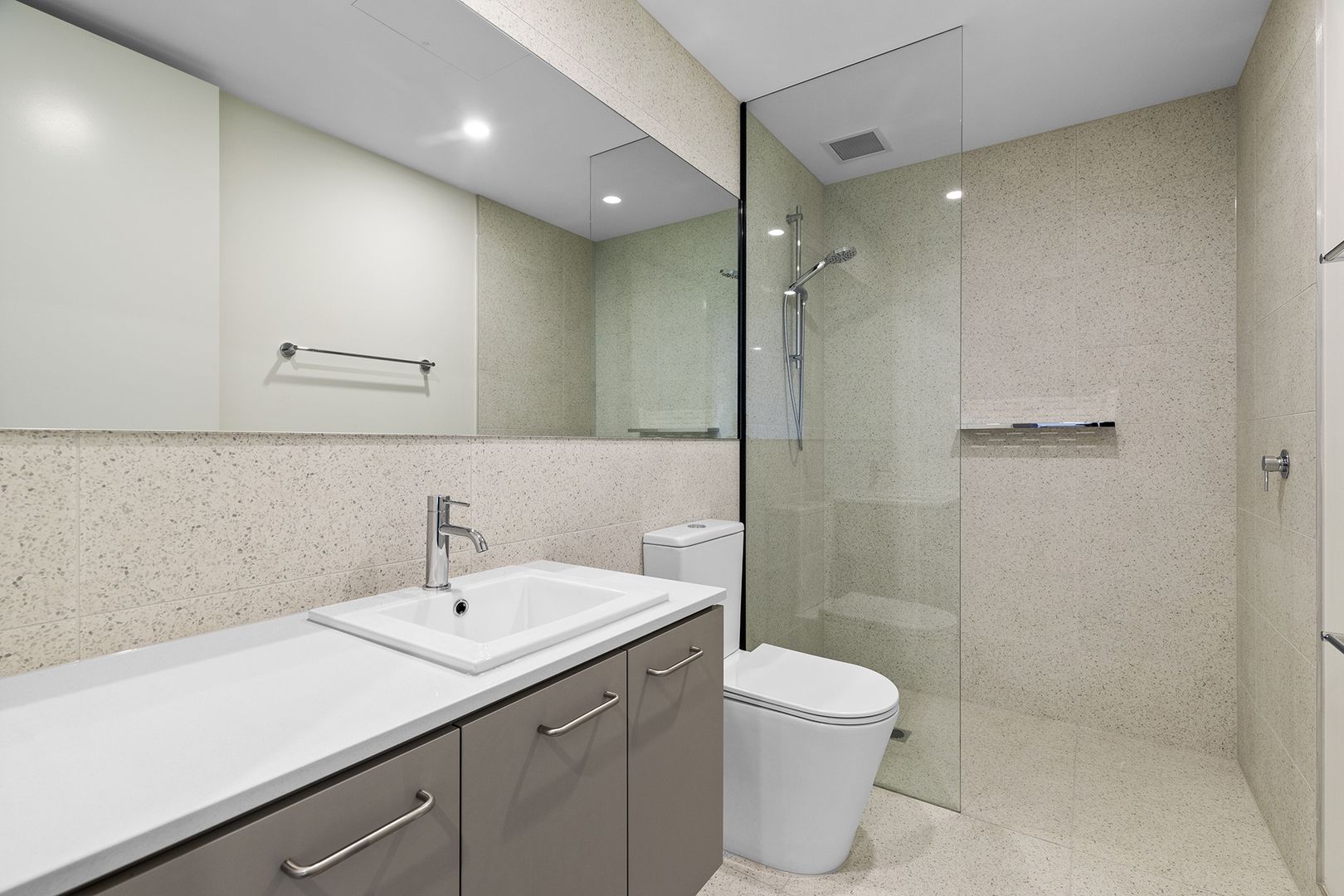 203/29 Russell St, Essendon VIC 3040 - Apartment For Rent | Domain