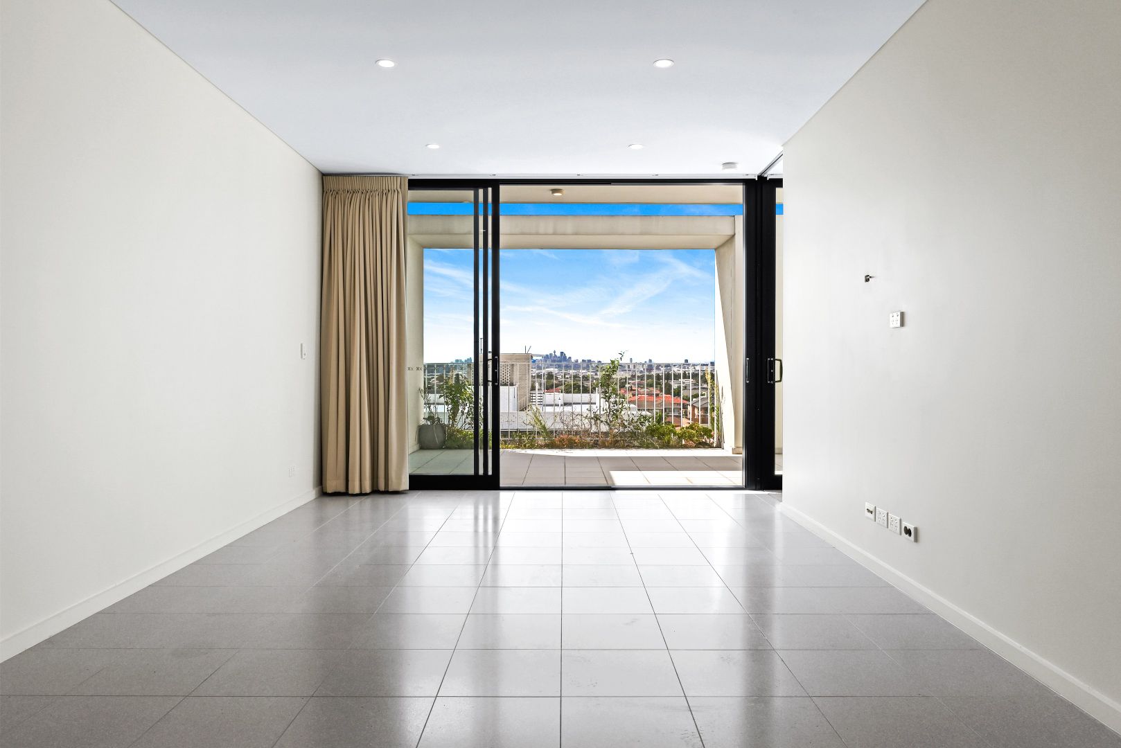 802/8 Princess Street, Brighton-Le-Sands NSW 2216 - Apartment For Rent ...