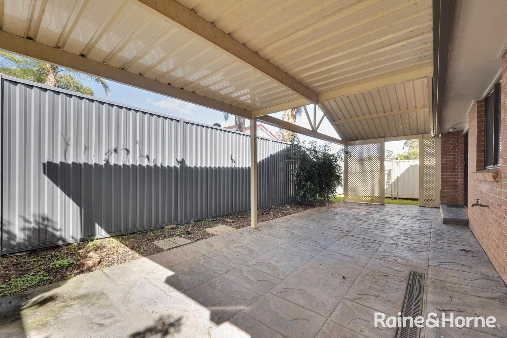 6 Triumph Place, Ingleburn NSW 2565 - House For Rent - $540 | Domain