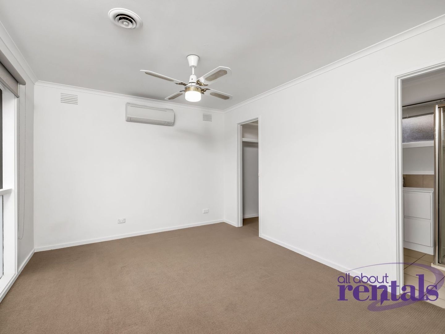 27 Ravenhill Crescent, Endeavour Hills VIC 3802 - House For Rent | Domain