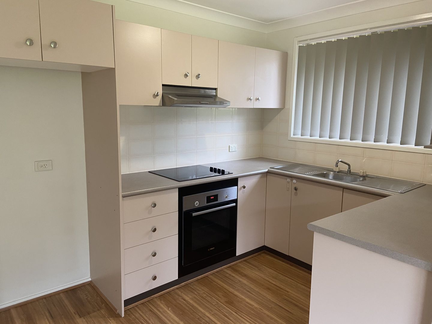 43 Roper Road, Albion Park NSW 2527 - House For Rent | Domain
