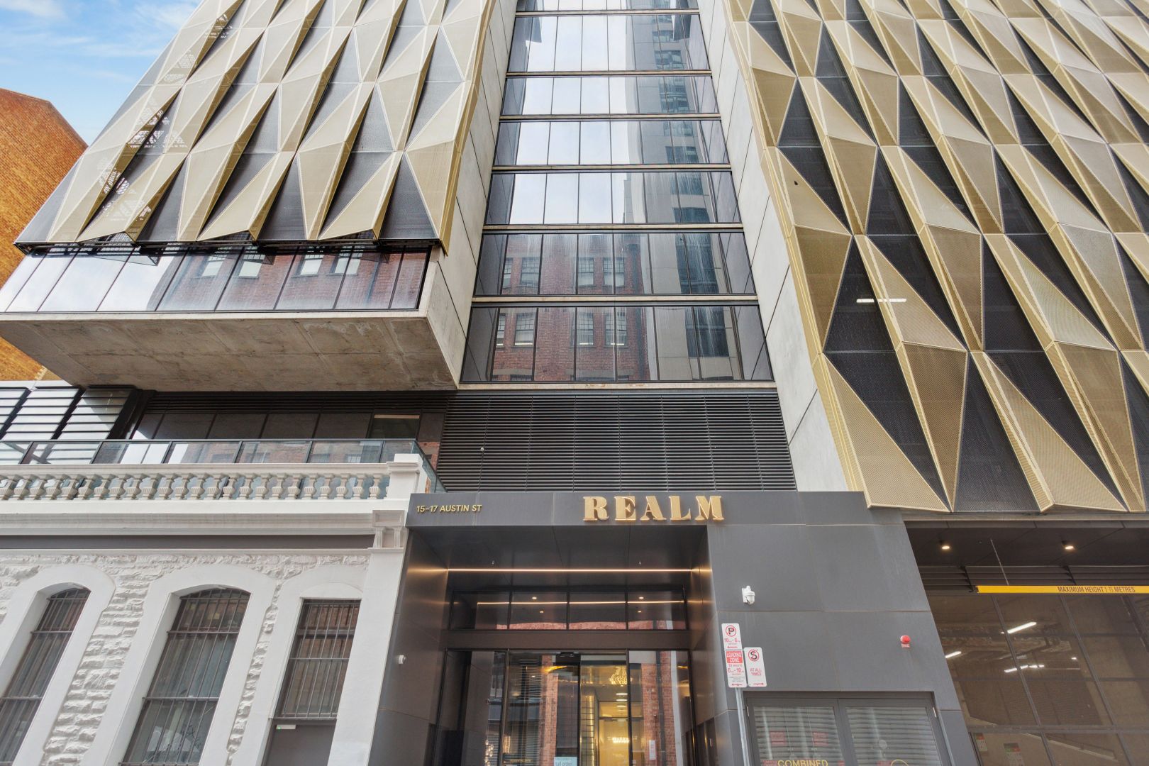 3302/15-17 Austin Street, Adelaide SA 5000 - Apartment For Rent | Domain