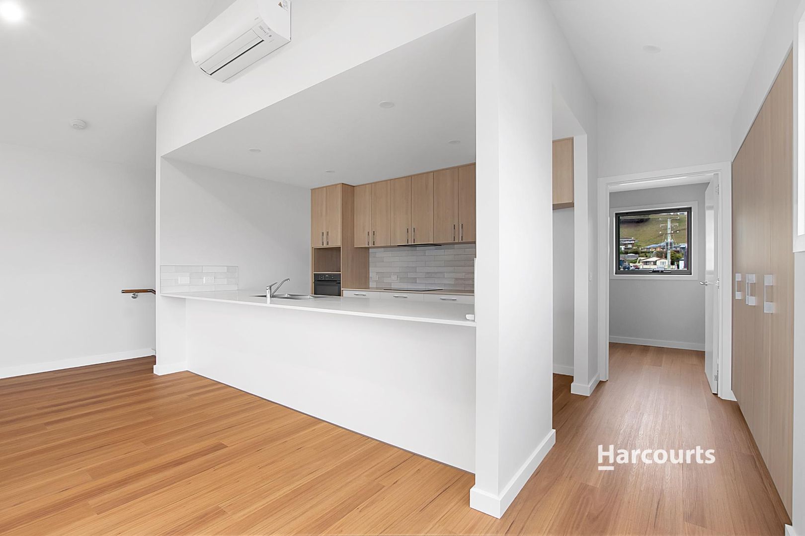 1/109 Main Road, Penguin TAS 7316 - Townhouse For Rent - $625 | Domain