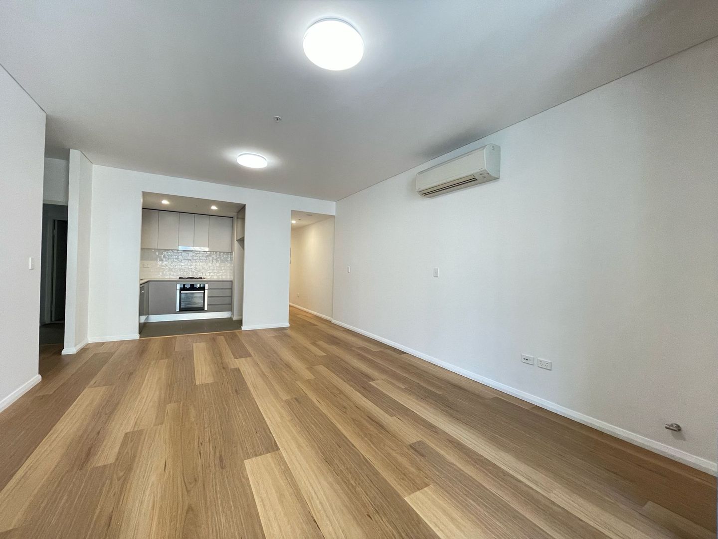 611/21-35 Princes Hwy, Kogarah NSW 2217 - Apartment For Rent - $800 ...