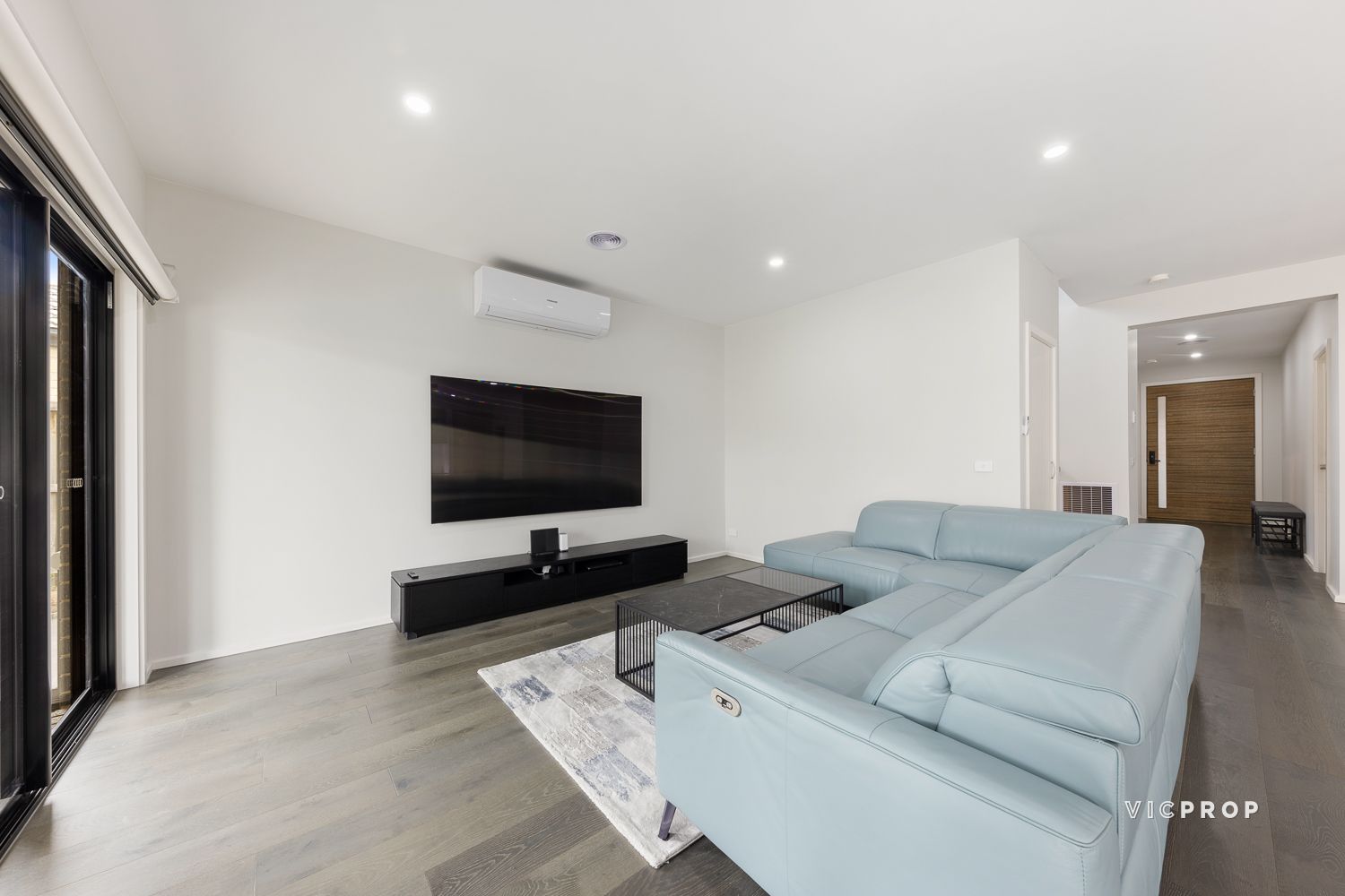 5 Spinner Way, Point Cook VIC 3030 - House For Rent | Domain