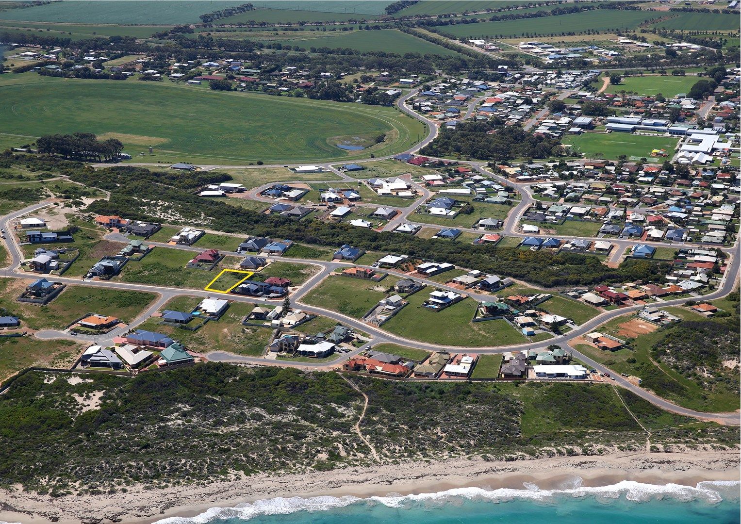 70 North Shore Drive, Dongara WA 6525 | Domain