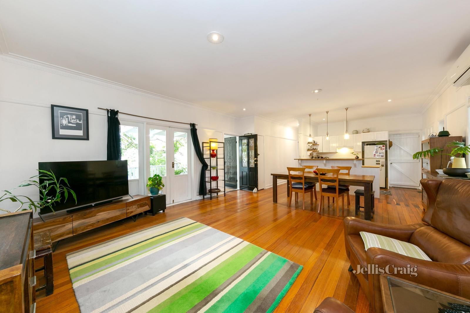 33 Lawrence Street, Blackburn South VIC 3130 | Domain