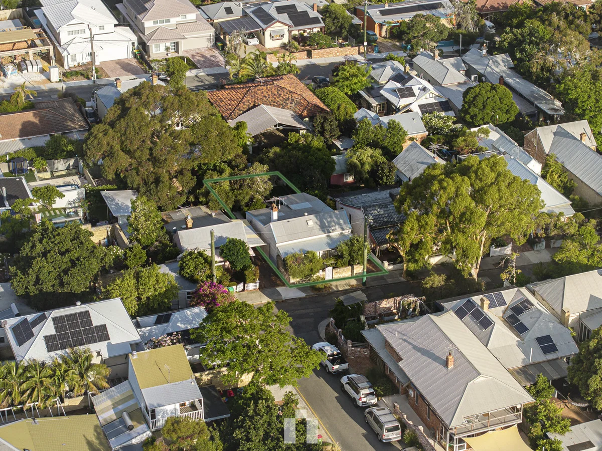 4 Wright Street, White Gum Valley WA 6162 | Domain
