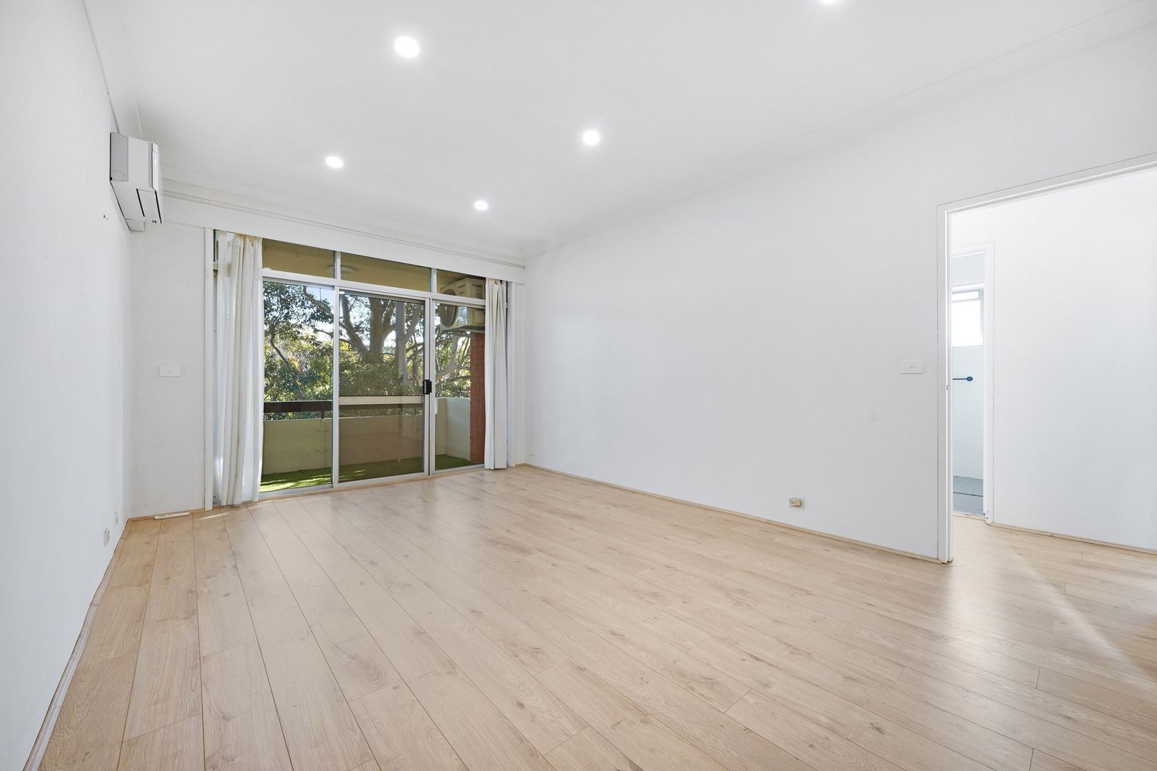 10/29-31 Warialda Street, Kogarah NSW 2217 - Apartment For Rent | Domain