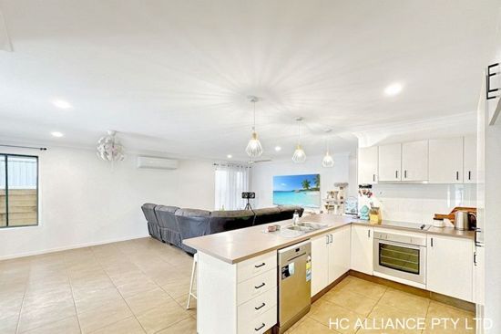 9 DAISY ST, Springfield Lakes QLD 4300 - House For Rent | Domain