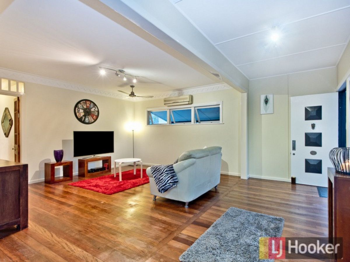 6 Eastbourne Street, Chermside West QLD 4032 - House For Rent | Domain