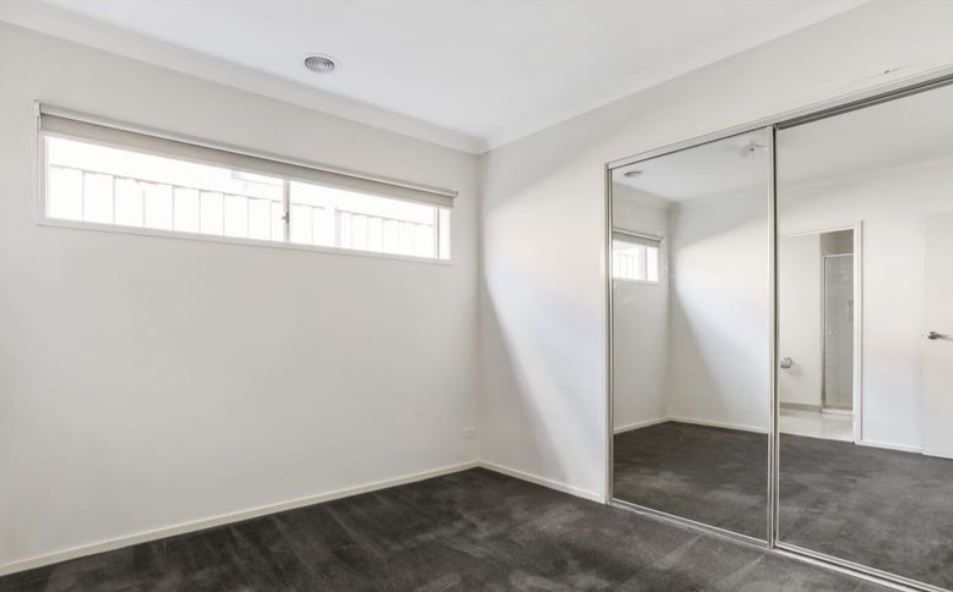 30 Ellaroo Circuit, Clyde North VIC 3978 - House For Rent | Domain