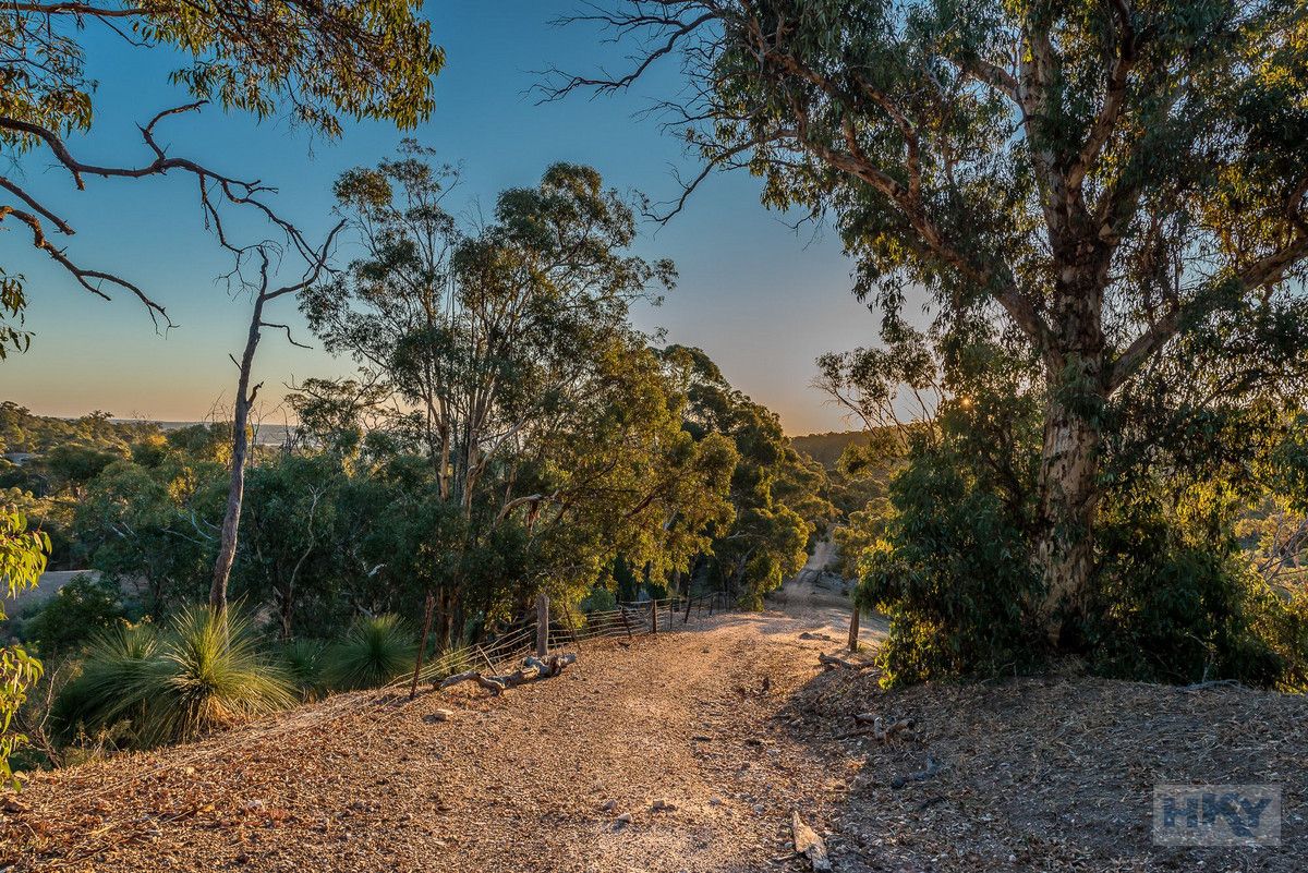 14 Dirk Road, Bullsbrook WA 6084 | Domain