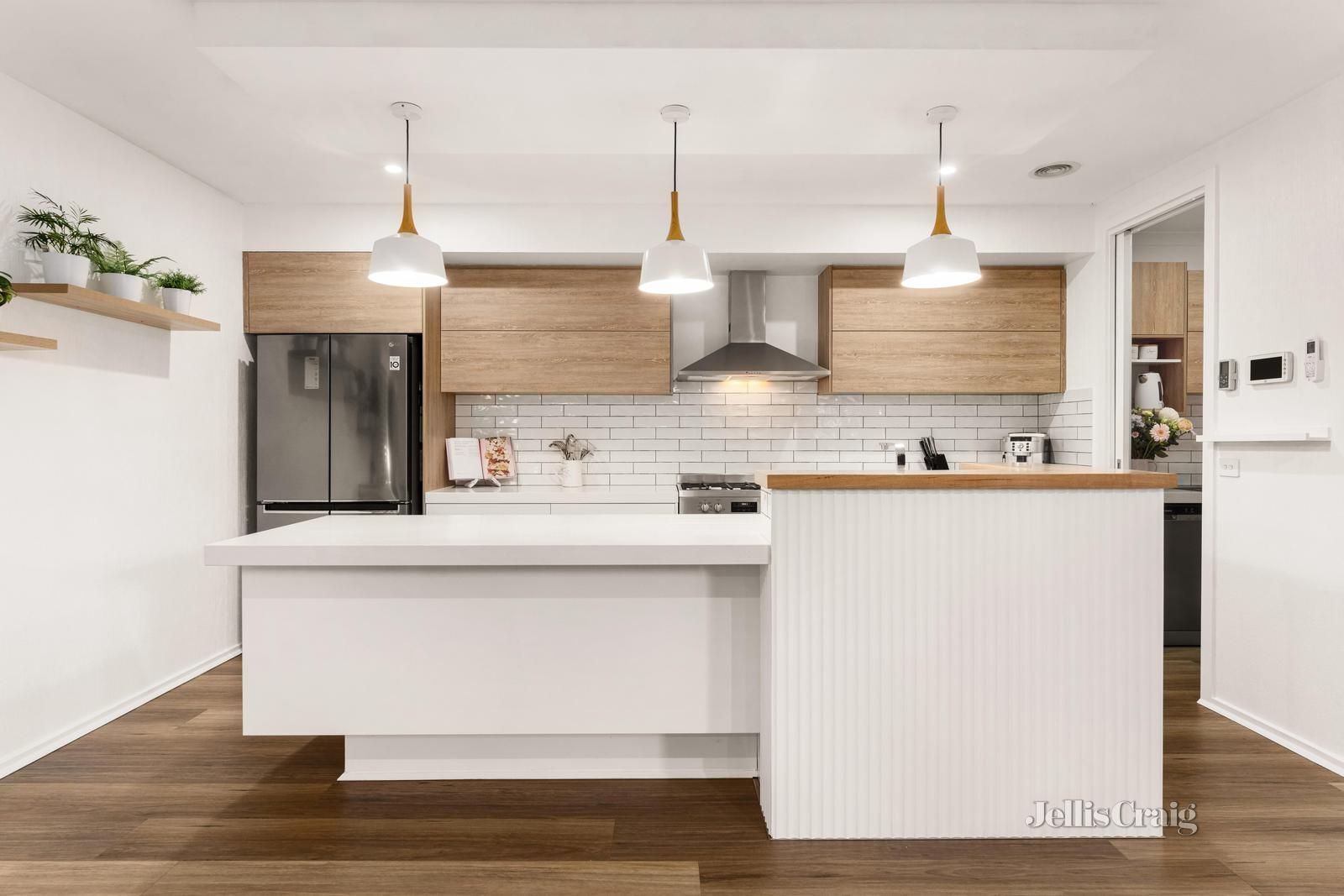 7 Harris Drive, Lucas VIC 3350 | Domain