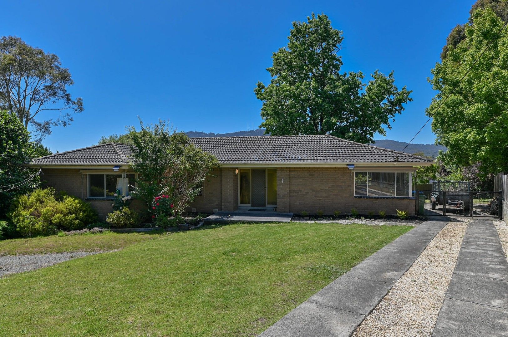 7 Sherman Drive, Bayswater North VIC 3153 - House For Rent | Domain